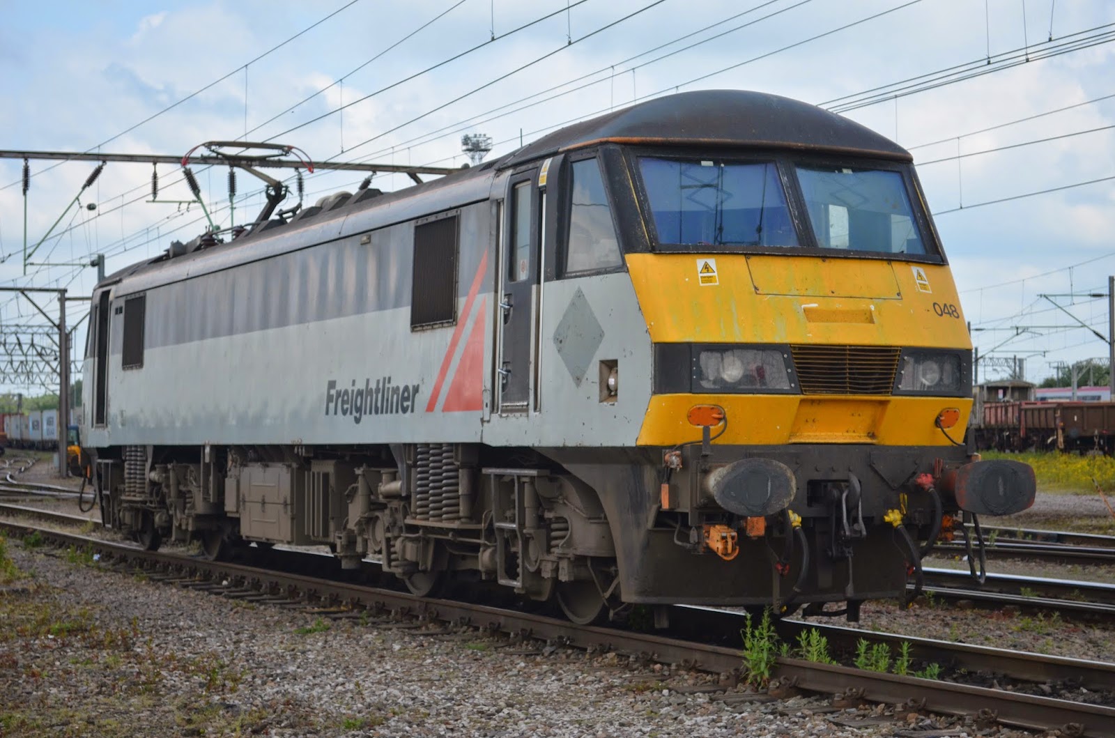 Gronk Geek: Bachmann announce Class 90 Electric!