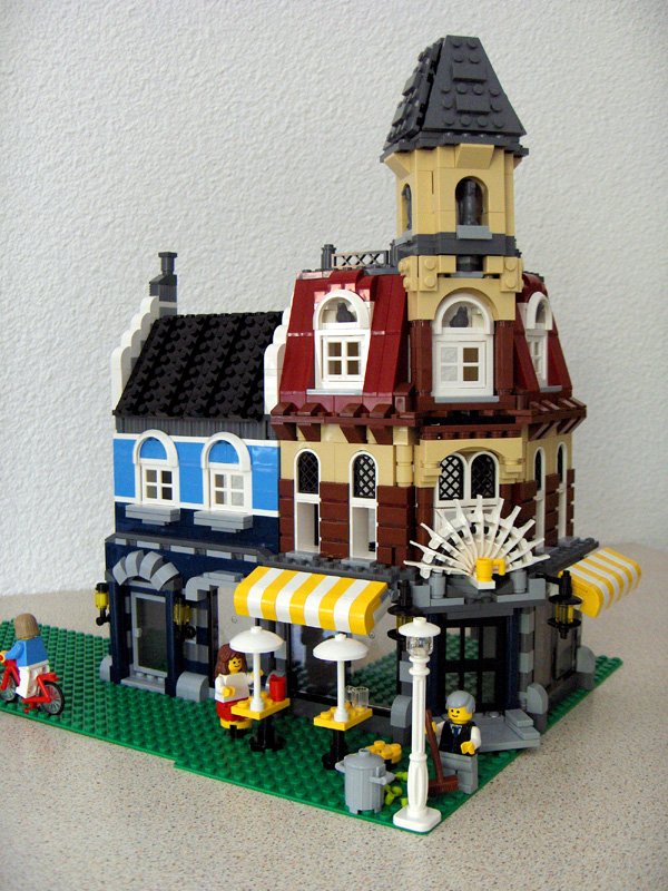 Lego Asia: Cafe Corner