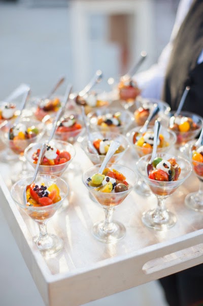 A Brides Bff Wedding Planning Tip Cocktail Hour Hors Doeuvres