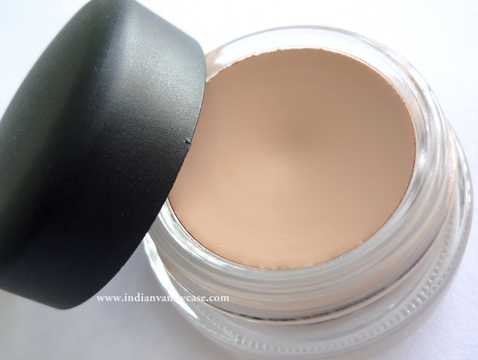 A Cynful Fiction: MAC Painterly Paint Pot Review & Swatches