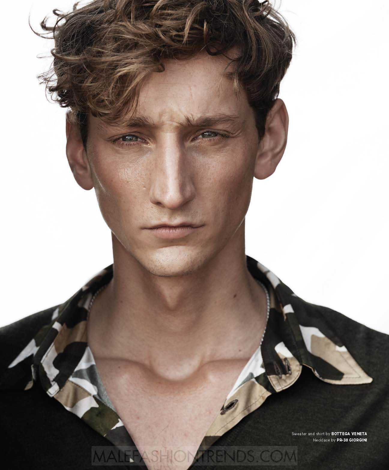 Tom Gaskin y Franz para Essential Homme por Sven Baenziger