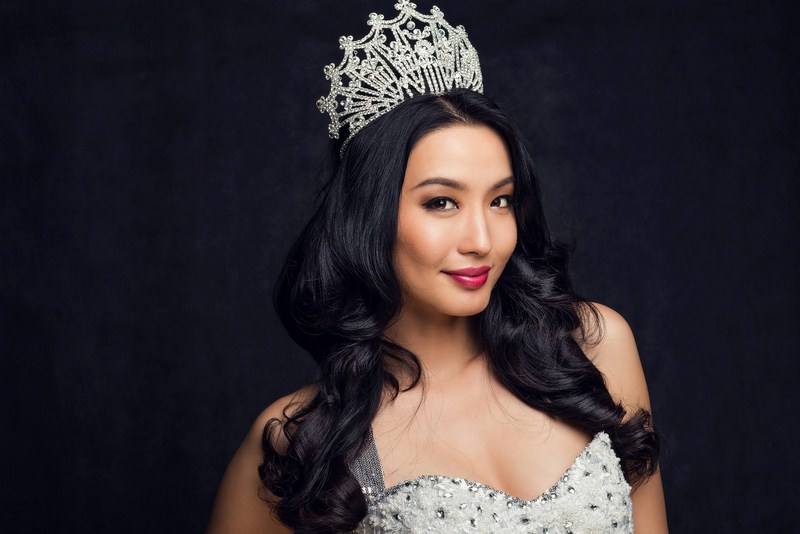 Pageant veteran Anu Namshiryn was crowned Miss World Mongolia 2015!