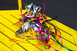 Frugal Freebies: Frugal Tip: Recycled Chip Bag Into Gift Bag