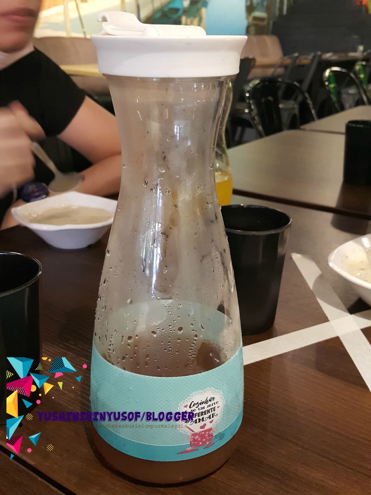 YUSAINIBINYUSOF: SAMOSA CAFE