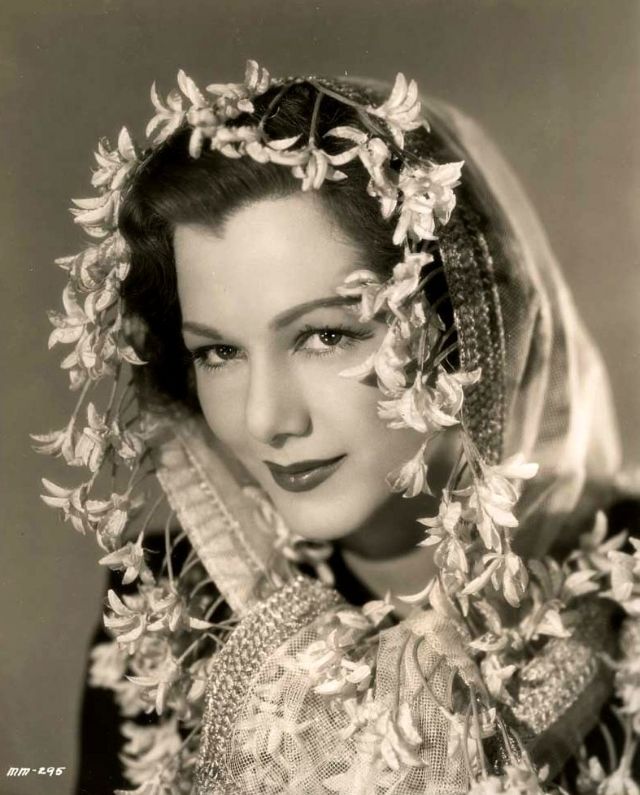 The Queen of Technicolor: 40 Fabulous Photos of Maria Montez in the ...