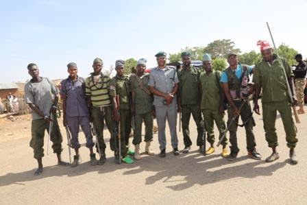 Photos: Distribution of relief items to the people of Buni Yadi who ...