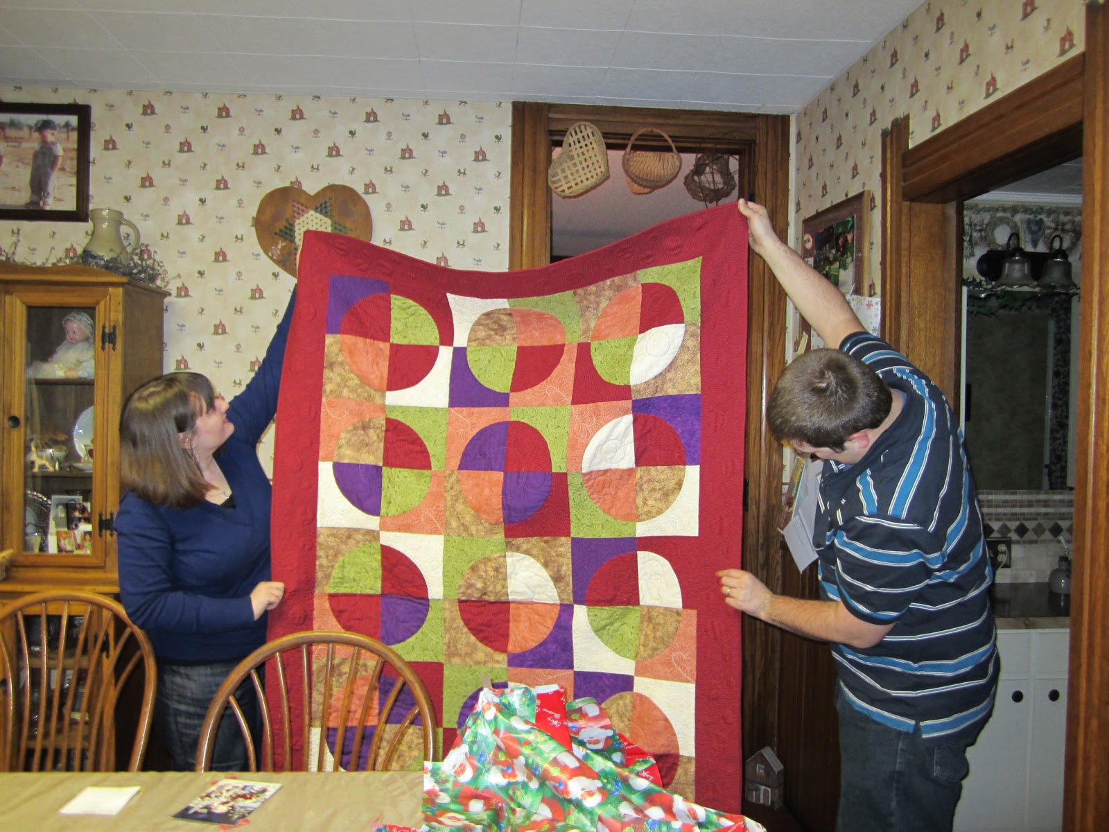 Kay'z Quiltz: Circle Quilt is Finished!