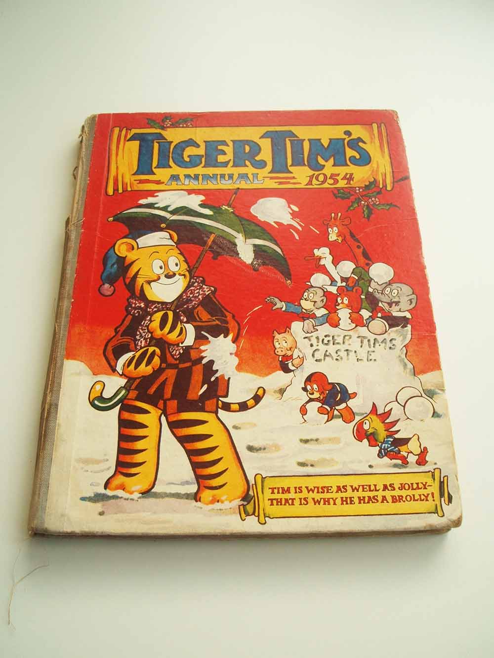 Me, You and Magoo: Giving Annuals and Yearbooks as gifts: a Christmas ...