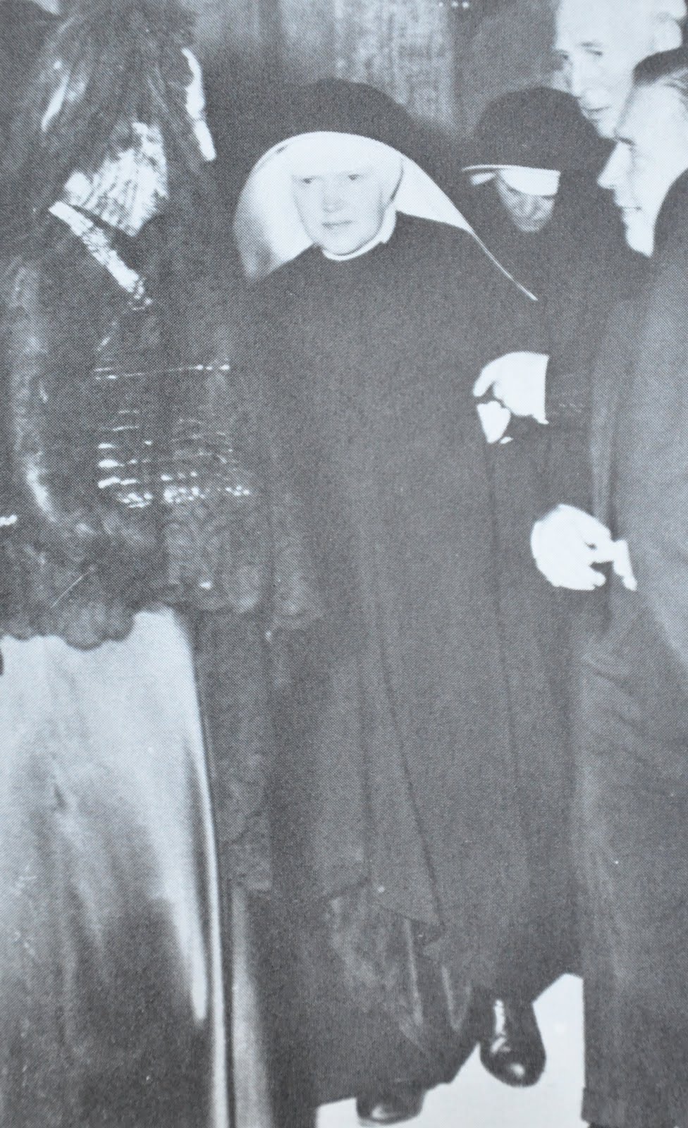 Orbis Catholicus Secundus: Mother Pascalina