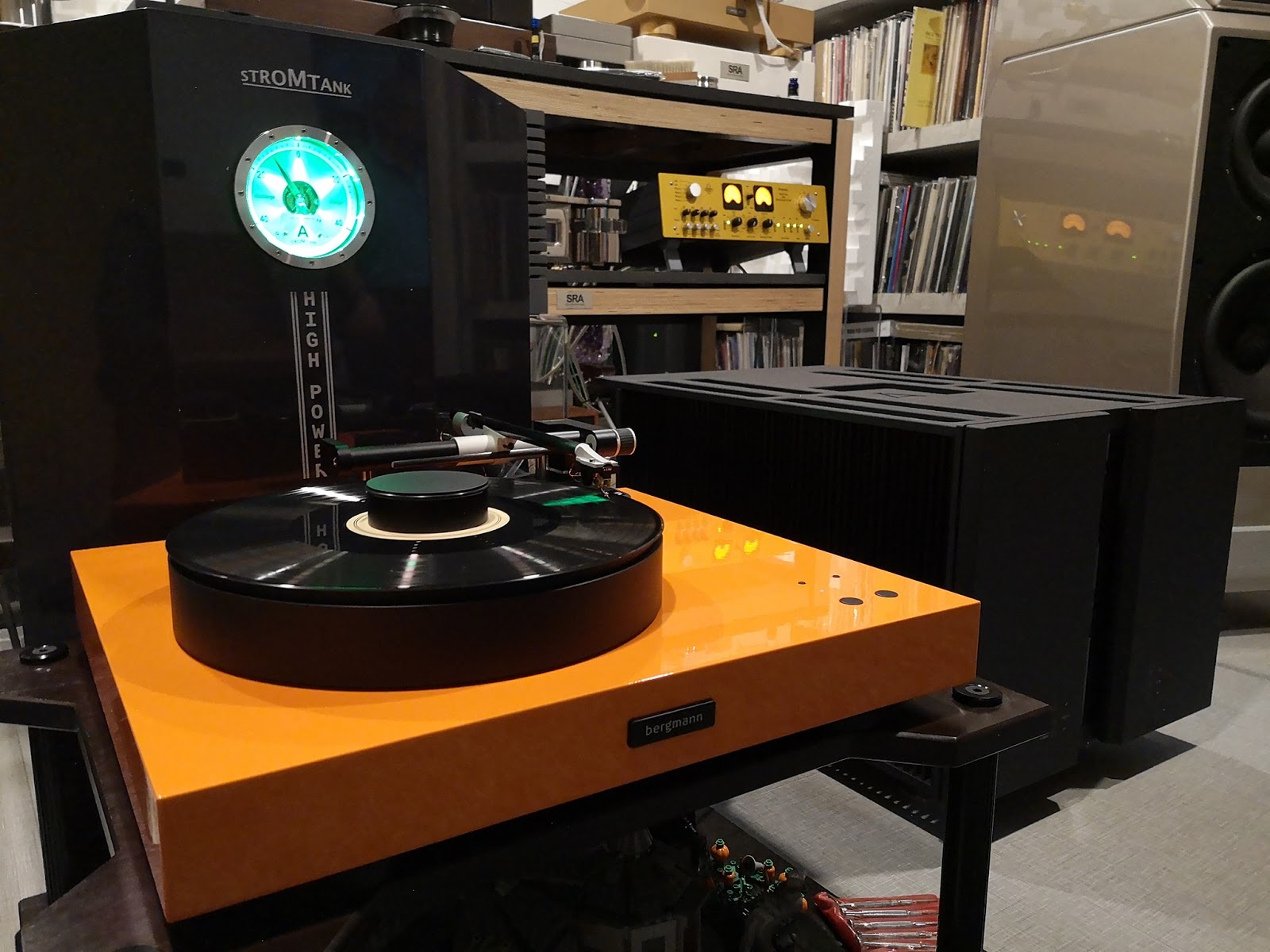 Bergmann Audio Magne airbearing turntable – M & S | Ultimate High-Fidelity