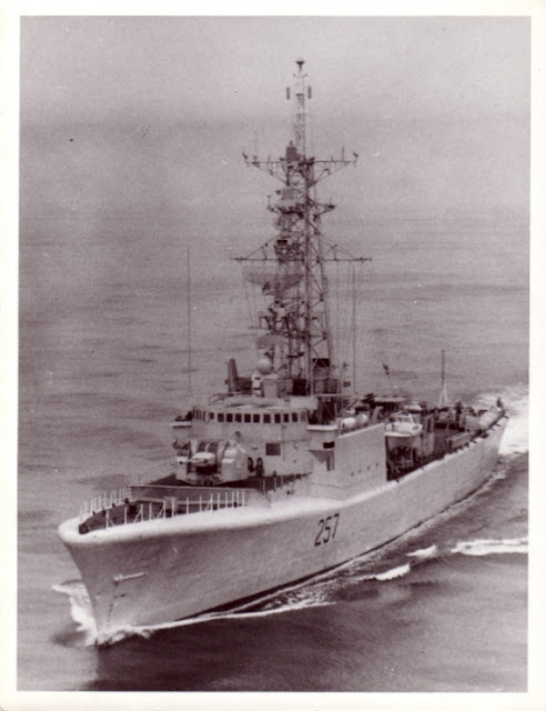 NO-BADGE KILLICK: HMCS Restigouche