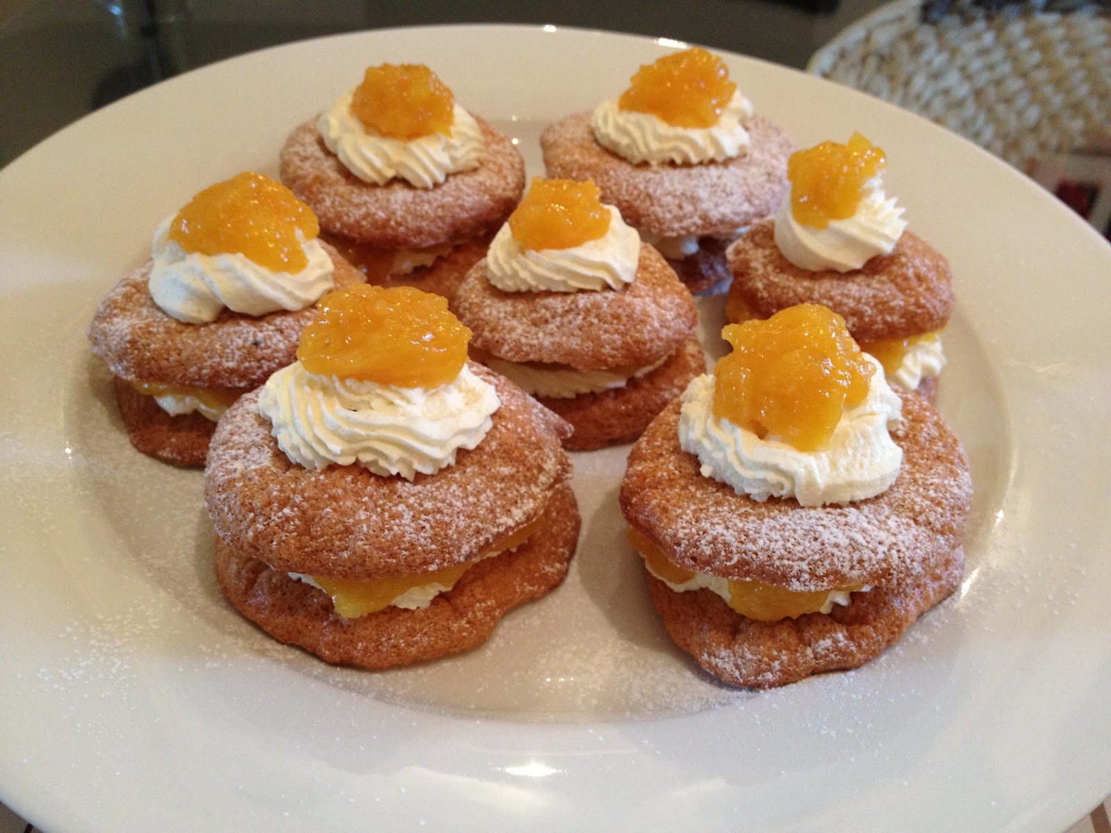Jouelle's Kitchen: Almond Meringue with Apricot puree