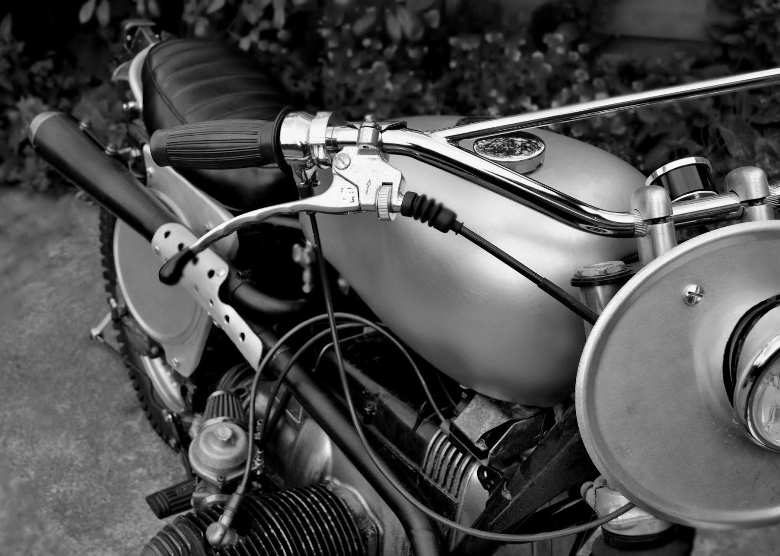 'Dust Storm' / Dust Motorcycles