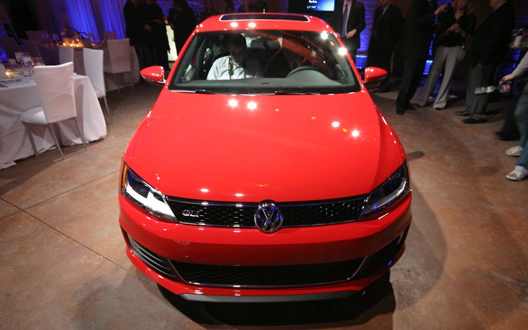 2012 Volkswagen Jetta GLI - Well Turned Cars: 2012 Volkswagen Jetta GLI