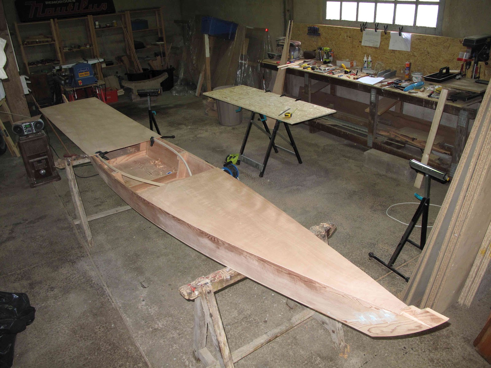 les poissons des arbres: construction d'une périssoire #9