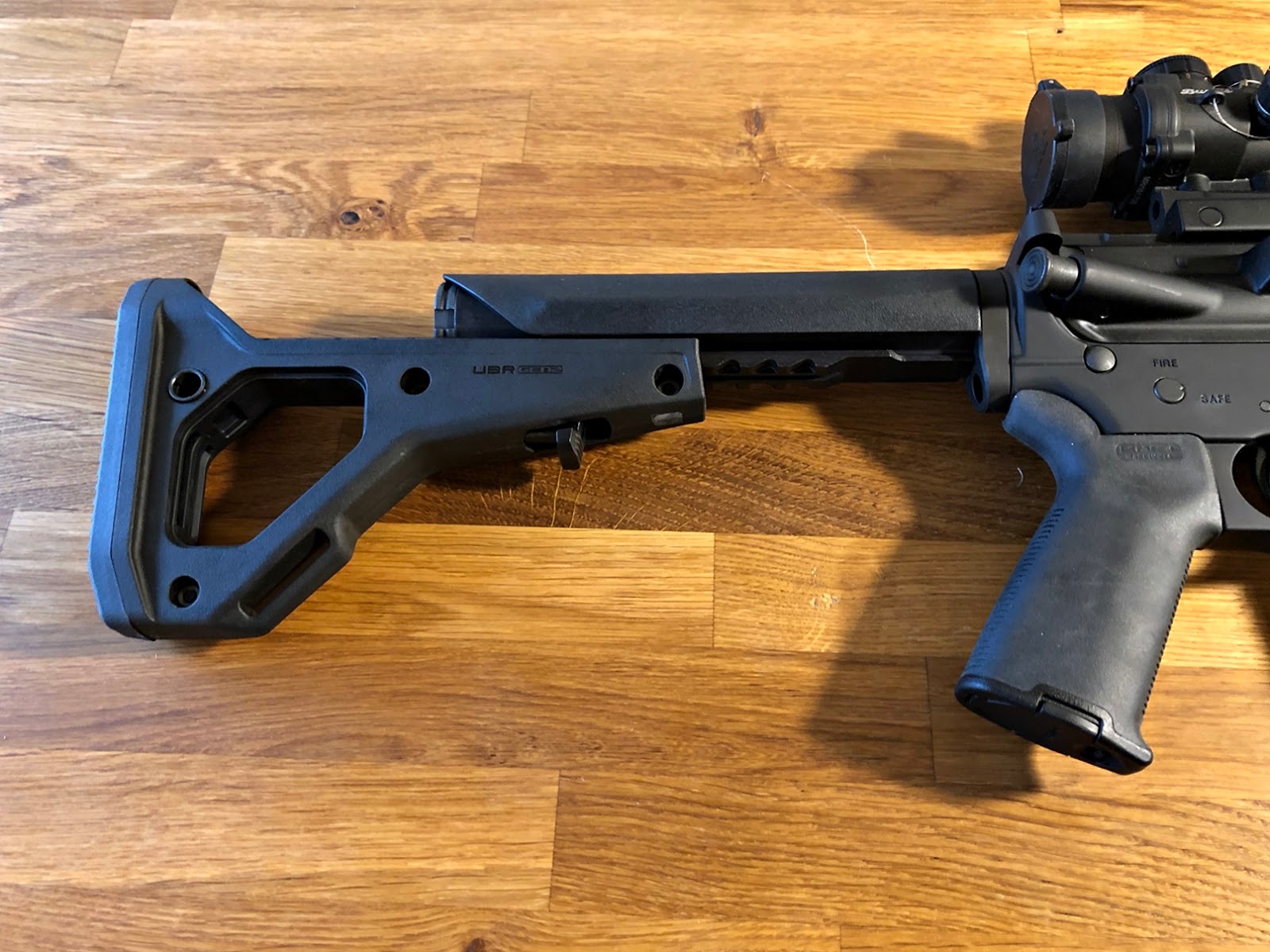 You Love Guns & Zombies: Magpul UBR Gen 2 Collapsible Stock