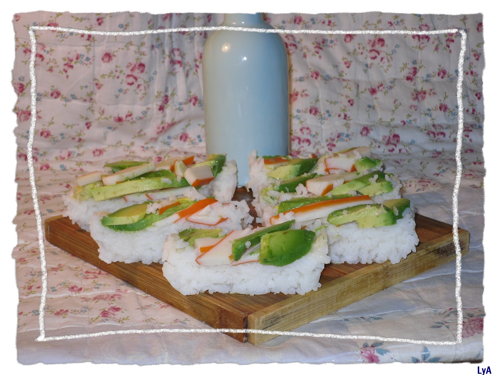 Sushi: Rollitos californianos y sushi prensado.