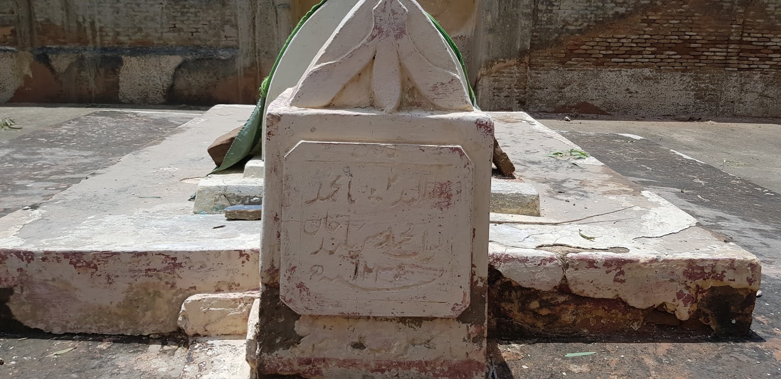 Pakistan Geotagging: 098 - Nawab Sar Buland Khan And His Fort At Mankera