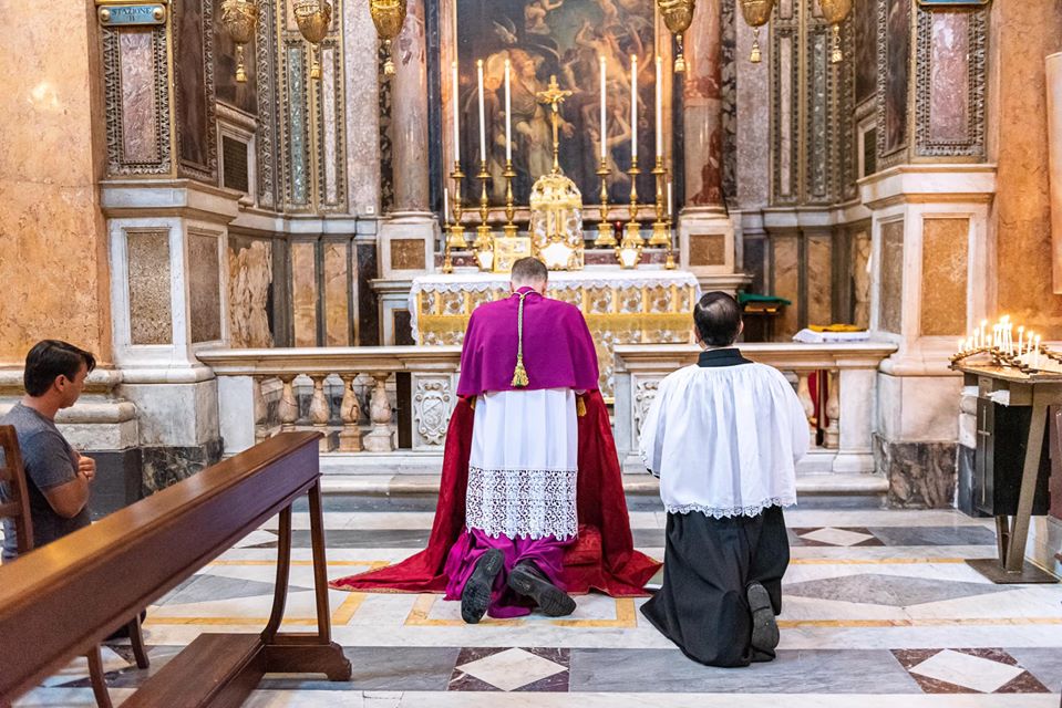 New Liturgical Movement: Abp Sample Celebrates Candlemas with the FSSP ...