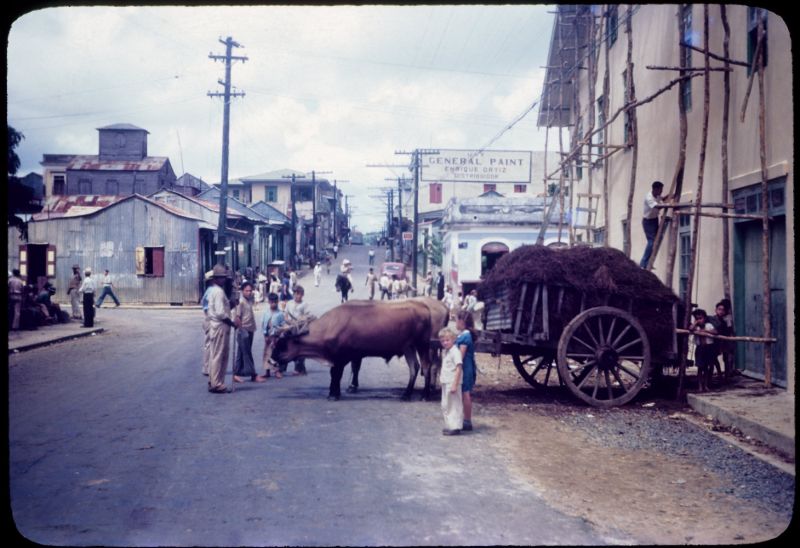 Everyday Life of Puerto Rico in the Mid-1940s Through Amazing Color ...