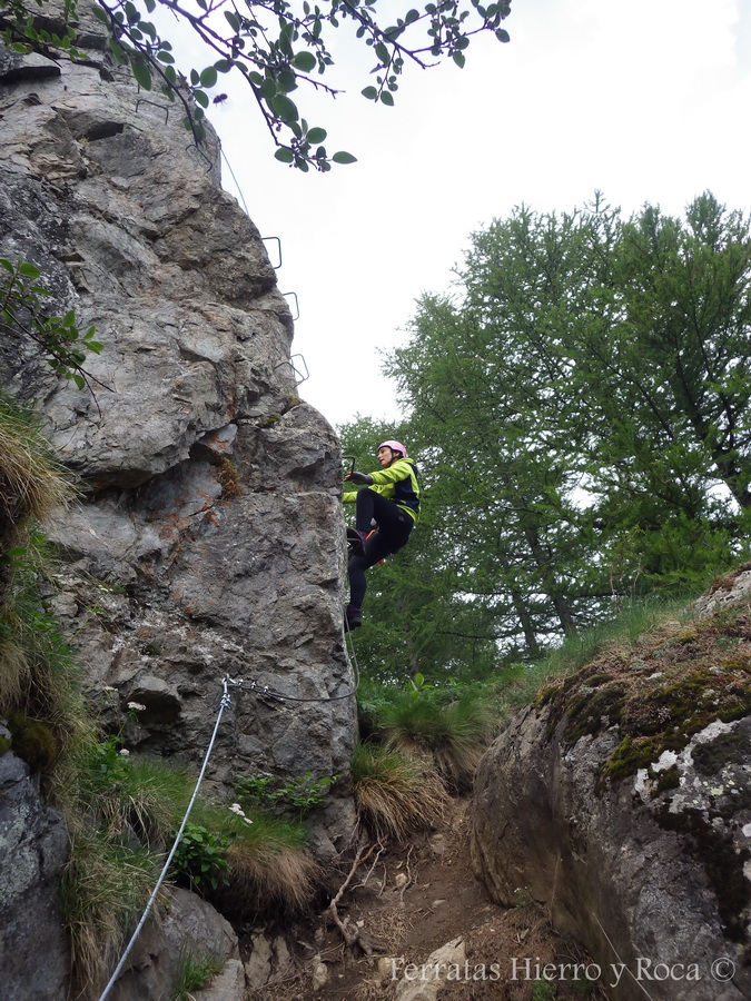 Vía Ferrata D'Arsine - K2 o PD - | Ferratas Hierro y Roca