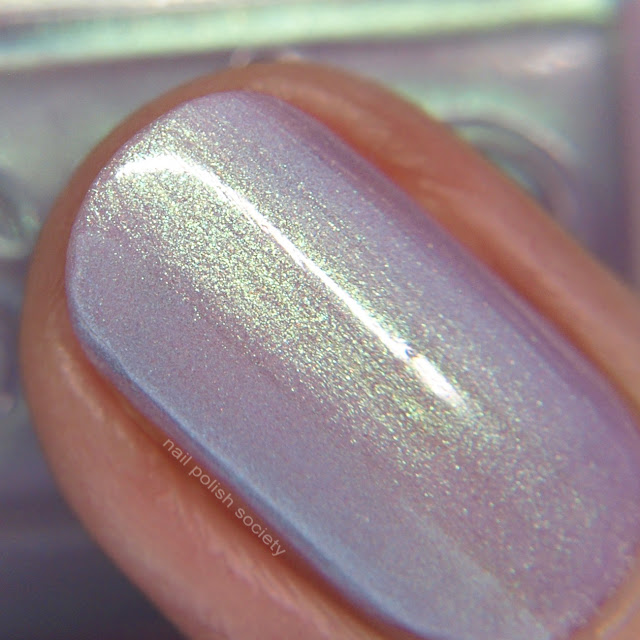 Nail Polish Society: Essie Spring 2019 Collection