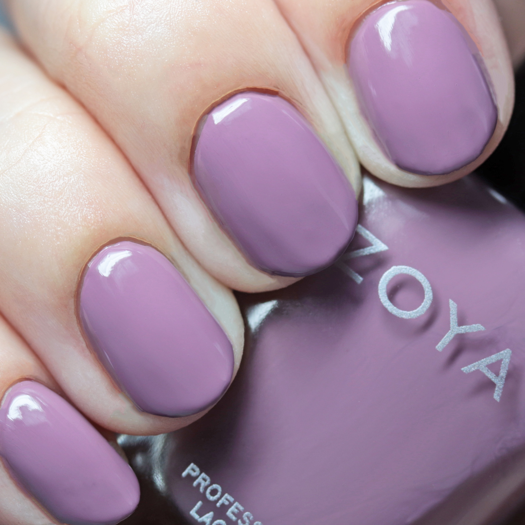 Zoya ZP1028 Vee