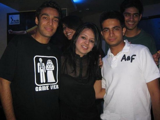 Sakshi Rawat Dhonis School College Days Exclusive Unseen Photos Sakshi Rawat Dhoni Smoking