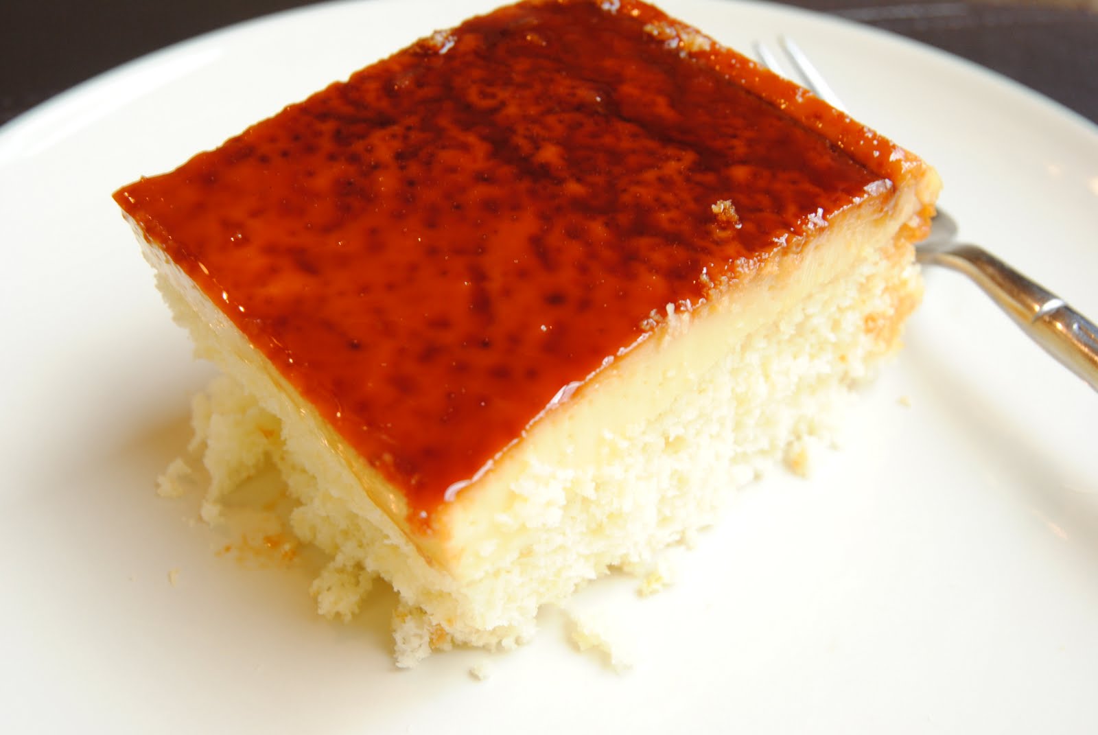 Malikala's Ono Kine Grinds: Custard Cake