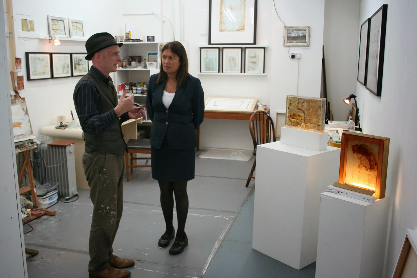 Cross Street Arts: Visit by local MP Lisa Nandy.
