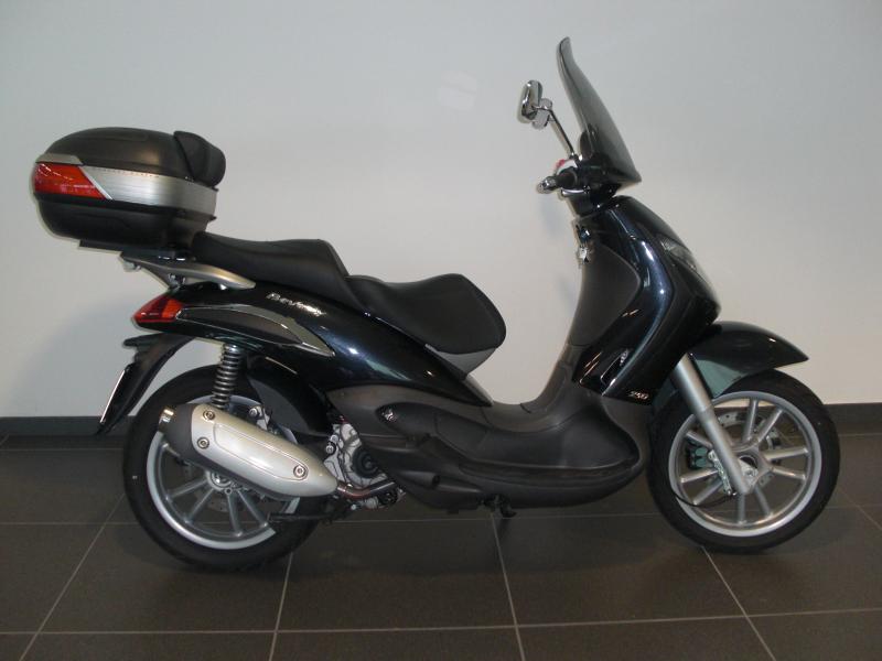 Annunci: Vendesi Piaggio Beverly 250 nero - Con Blog Annunci trovi ...