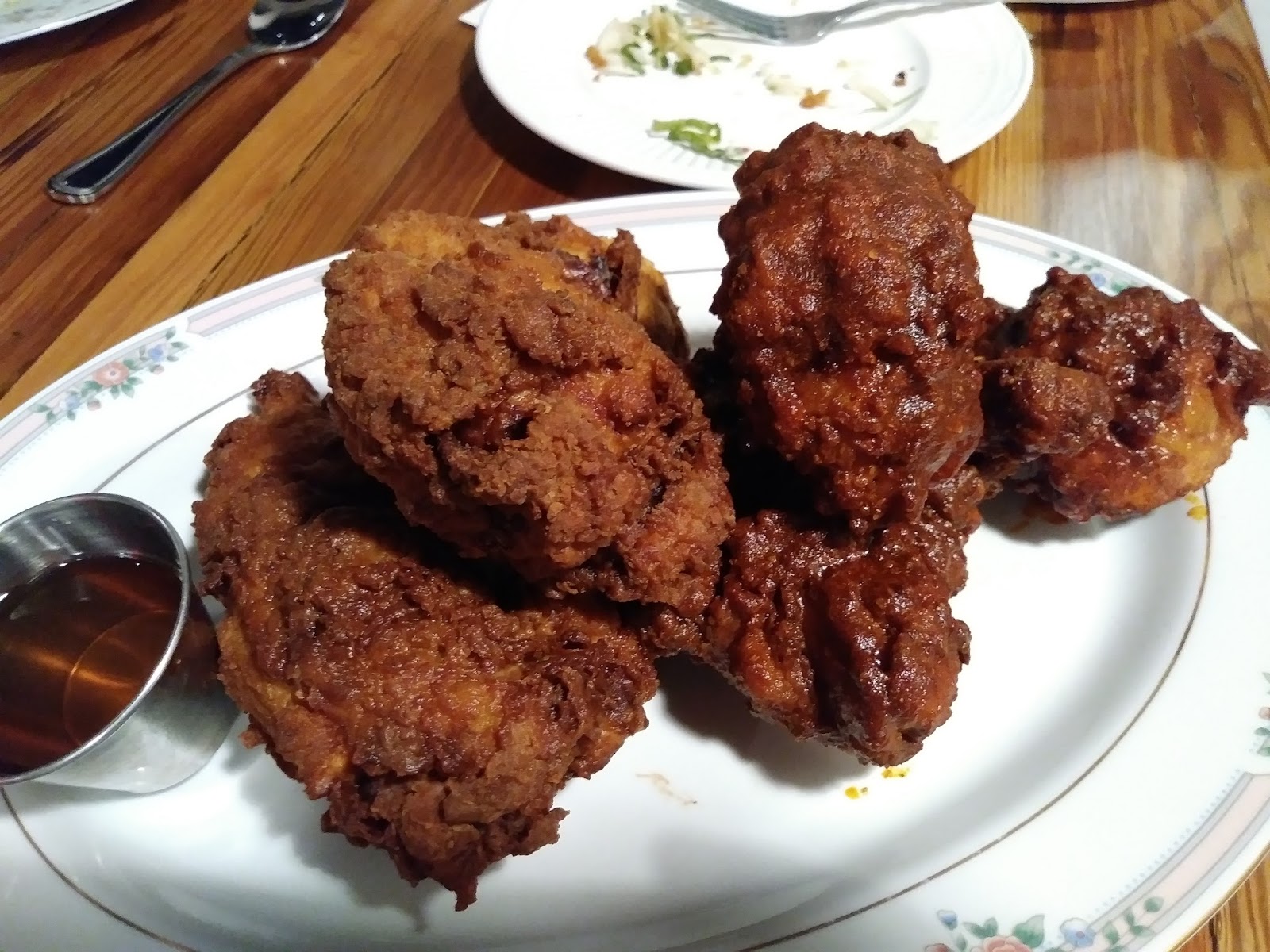 FRIED CHICKEN LIPS: Mary Hoopa's House of Fried Chicken & Oysters