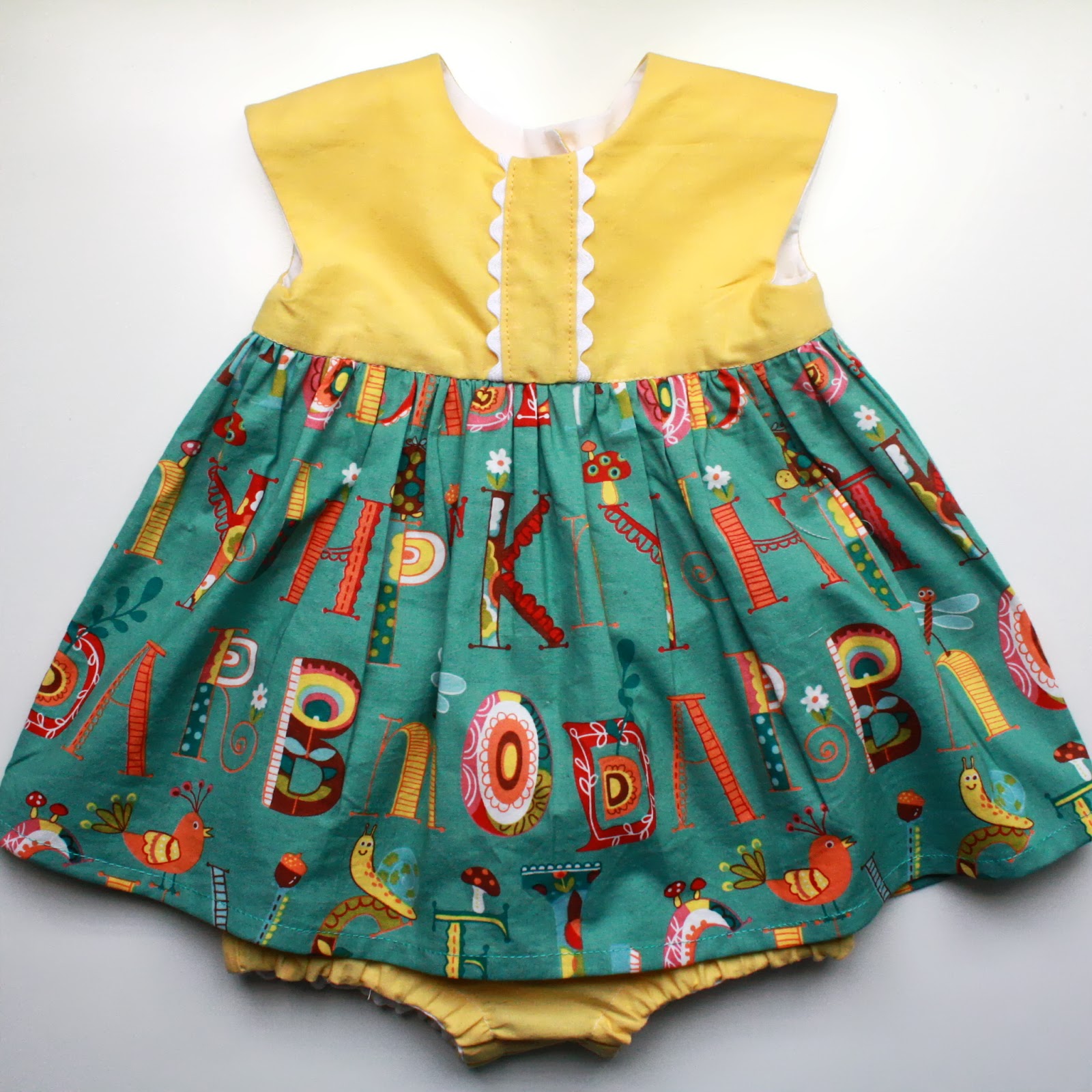 Nicole at Home: Geranium Dress 2: Variation and mini-tutorial