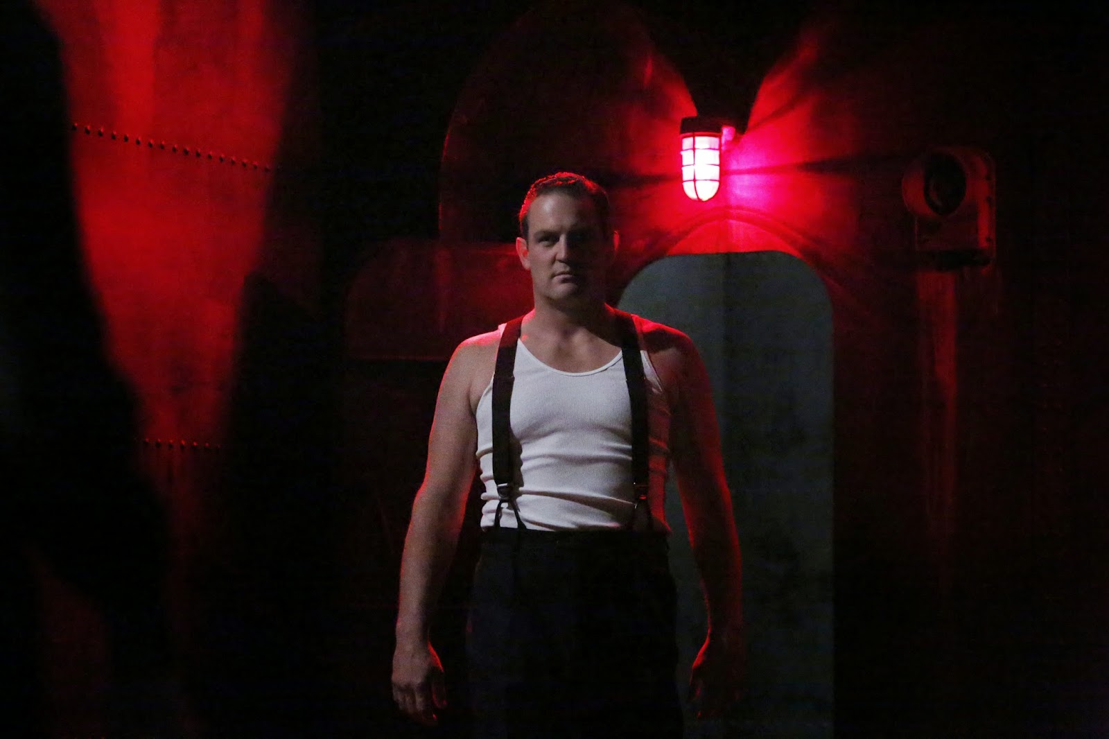 Stan Lee e mais fotos do episódio de hoje de Agente Carter ~ Universo ...