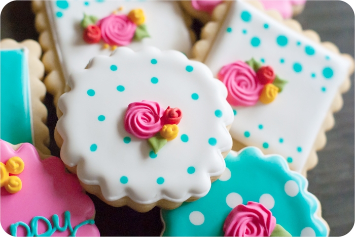 Happy Happy Happy (cookies) | Bake at 350°