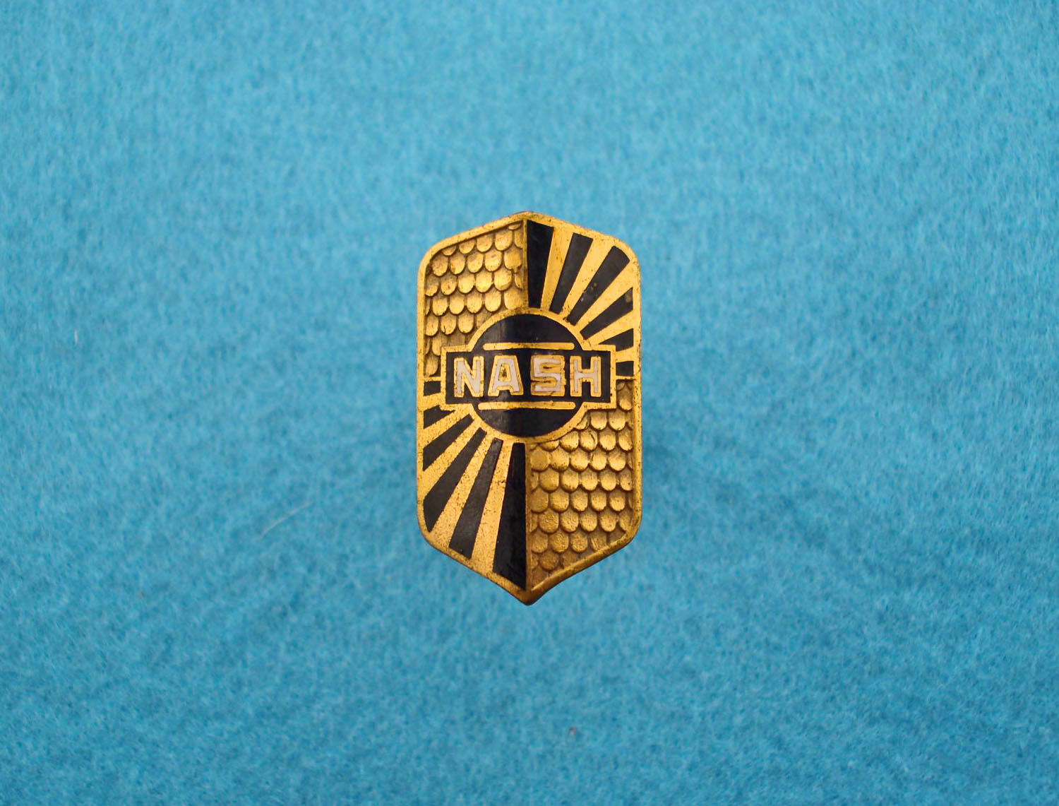 American Auto Emblems: NASH