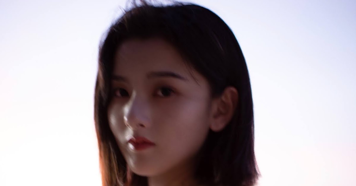 China Entertainment News: Song Zuer poses for photo shoot