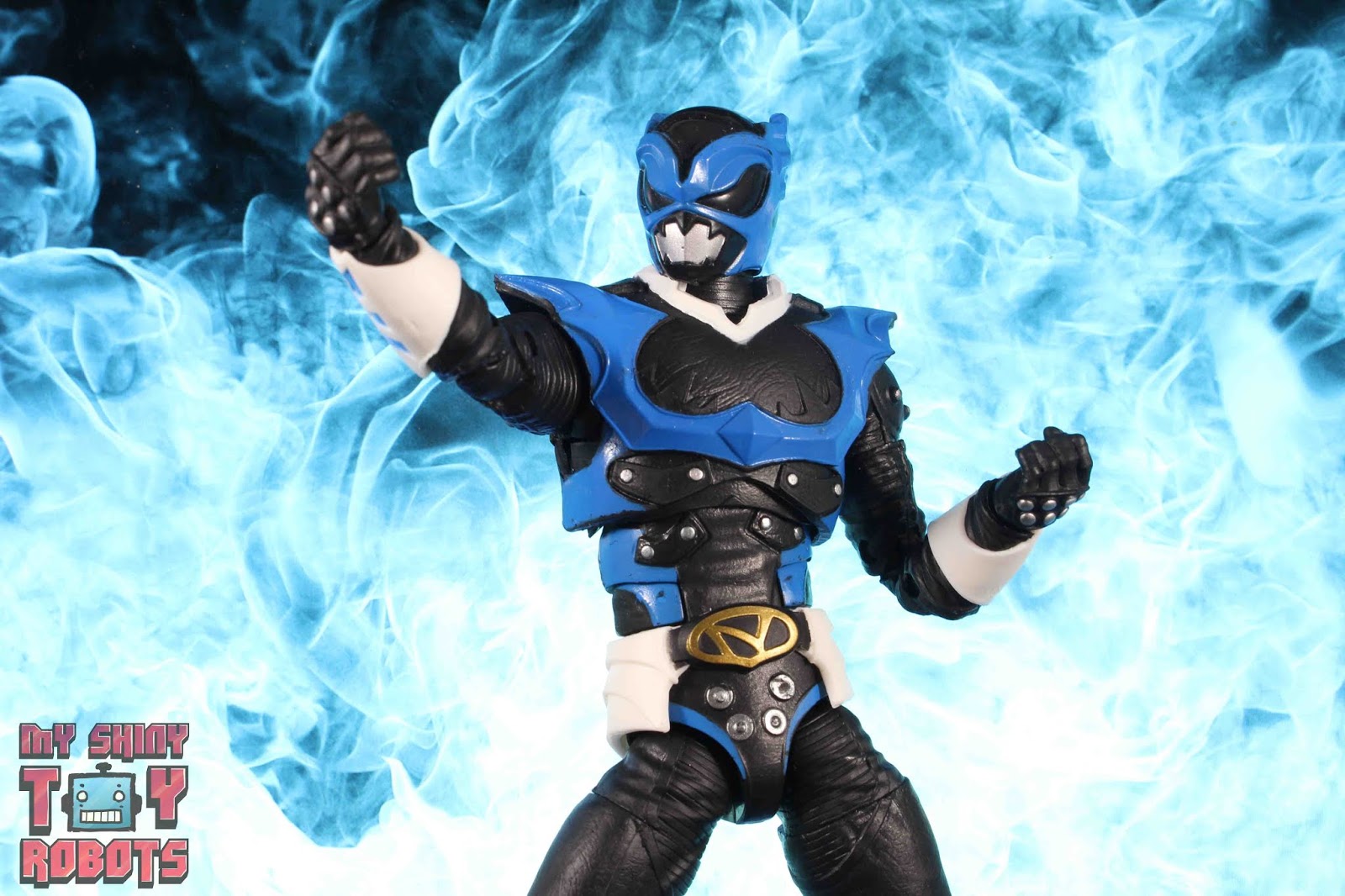 My Shiny Toy Robots: Toybox REVIEW: Power Rangers Lightning Collection ...