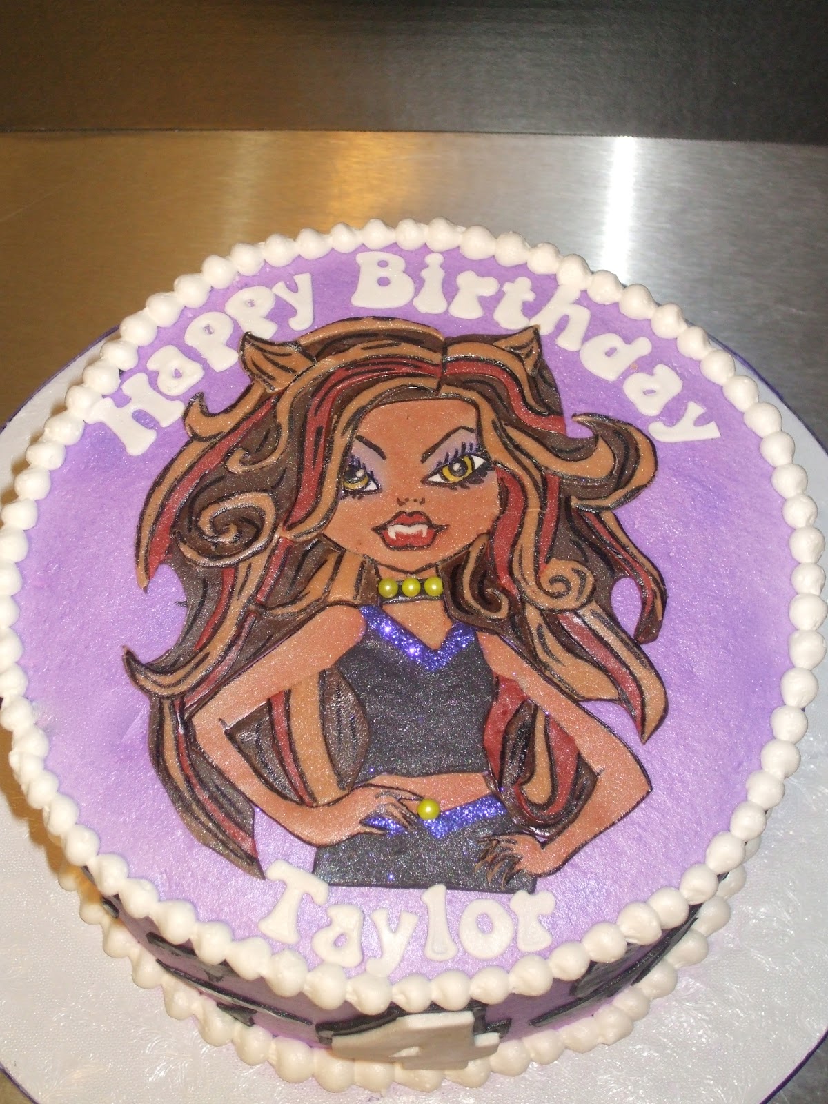 Cakes by Paula: Monster High's Clawdeen Wolf