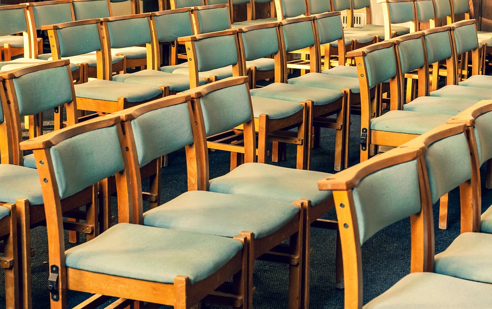 Anglicans Ablaze: Thursday's Catch: The Empty Chair in Church and More