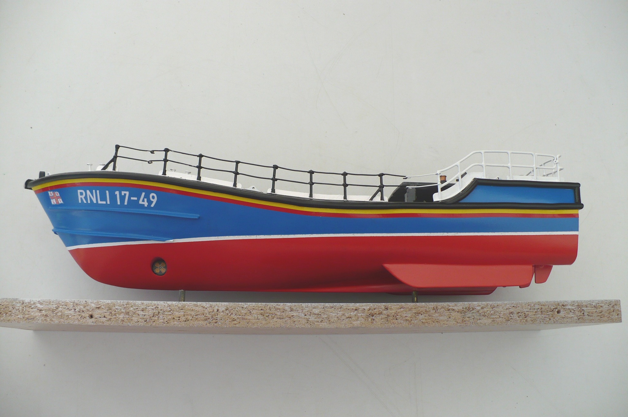 Mike's models: Severn class RNLI Lifeboat