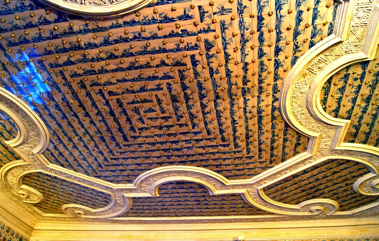 loveisspeed.......: The Menshikov Palace is a Petrine Baroque edifice ...