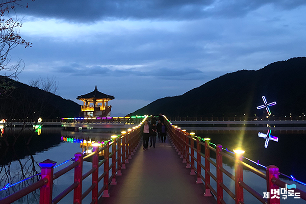 Top 3 Beautiful Night Views in Korea