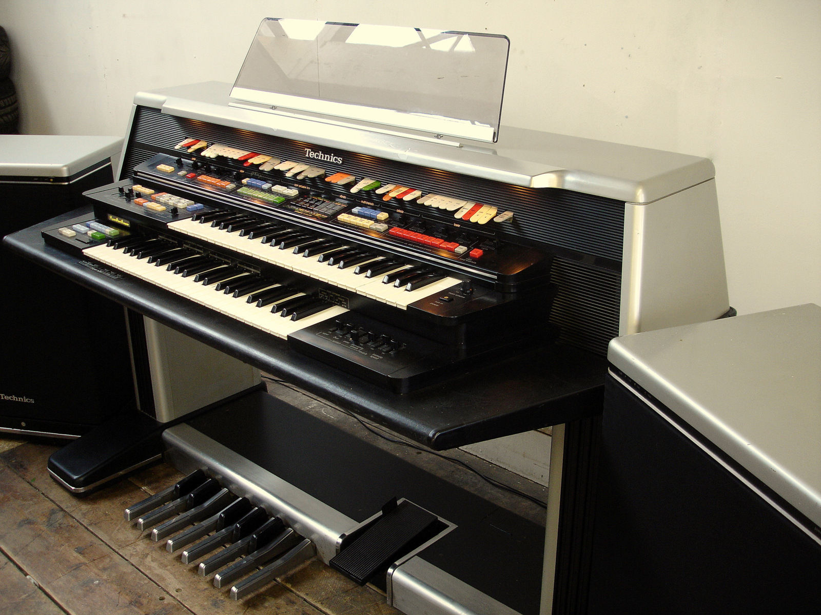 MATRIXSYNTH: Technics Pro 90 Analogue Organ / Synth