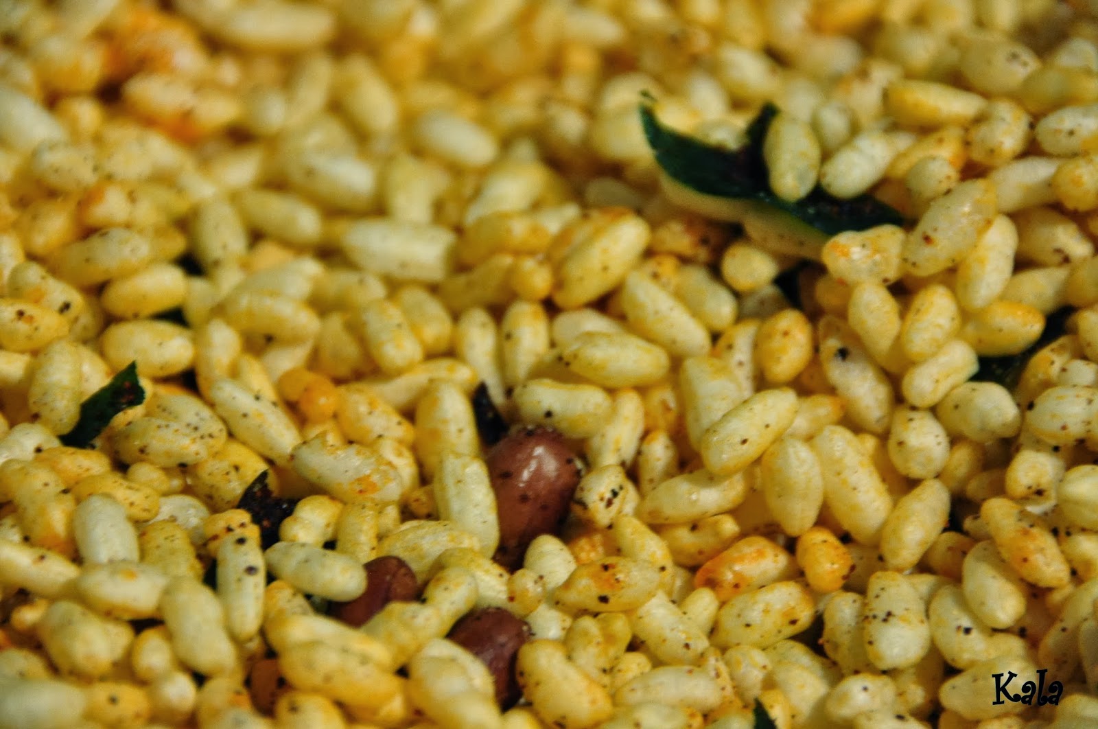 Ingenious Misses: Spicy Puffed Rice!!!