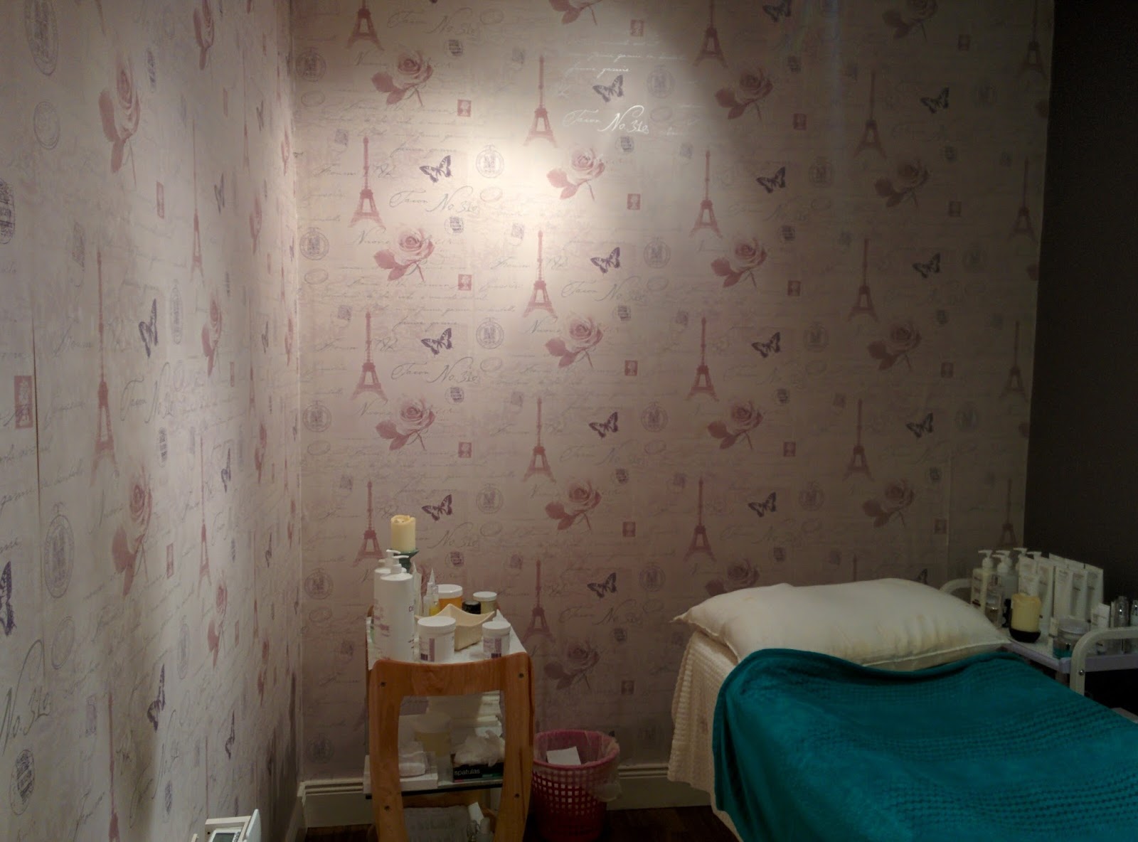 We didn't come here for the grass...: Coco Lane - A Pampering Session ...