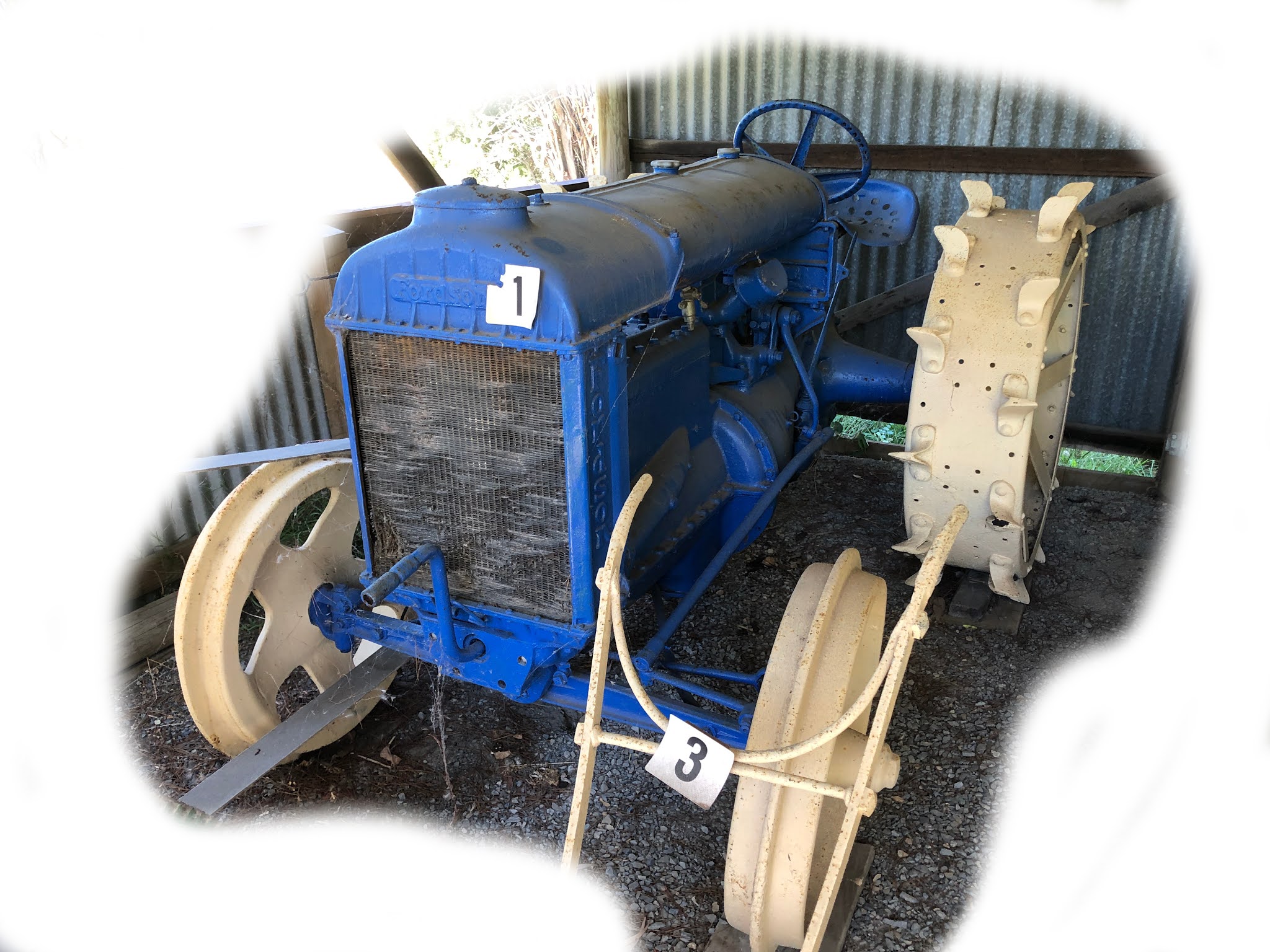 Doncaster Templestowe Historical Society: Fordson Tractor