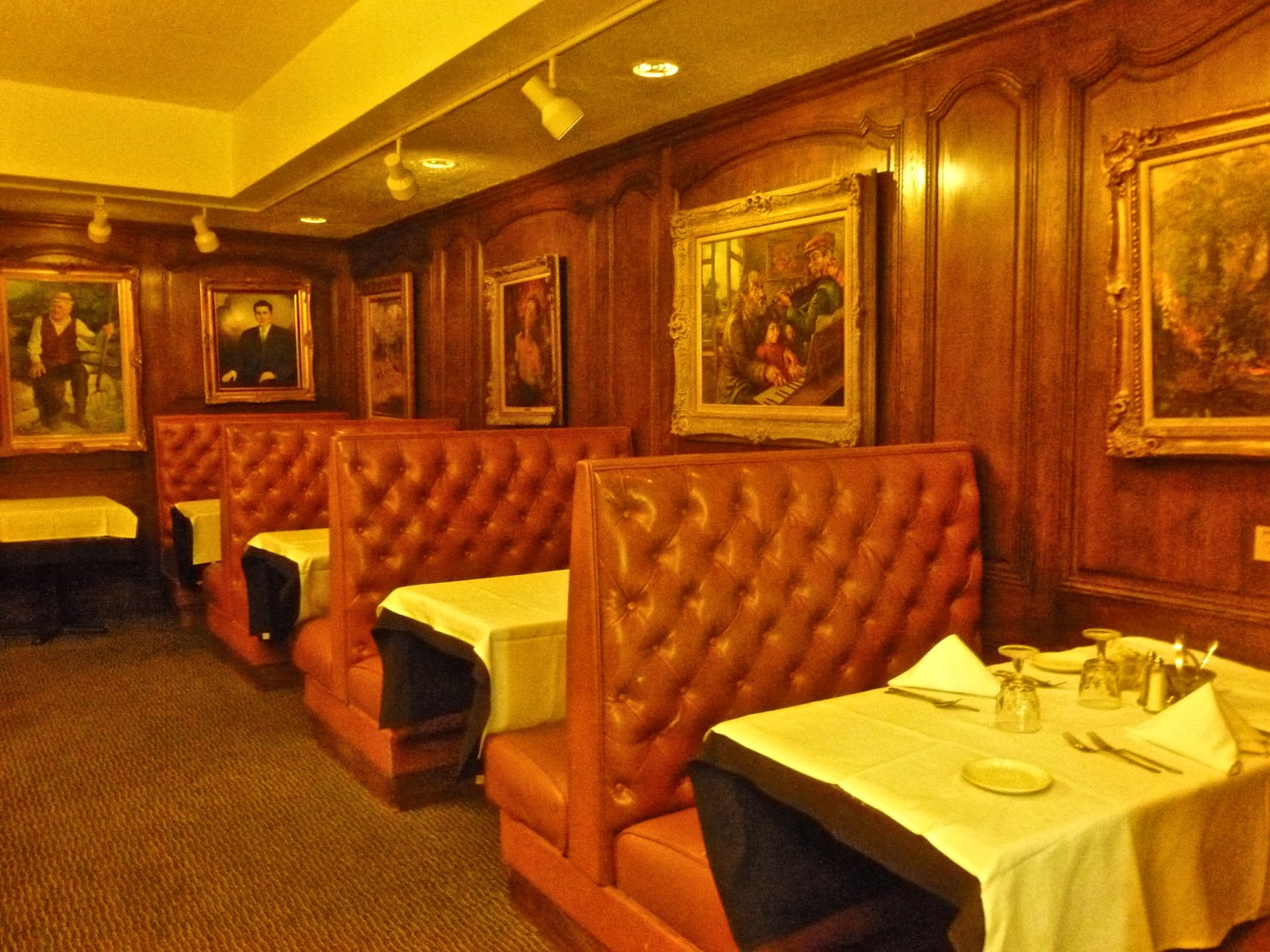 Jeremiah's Vanishing New York: A Night at Forlini's