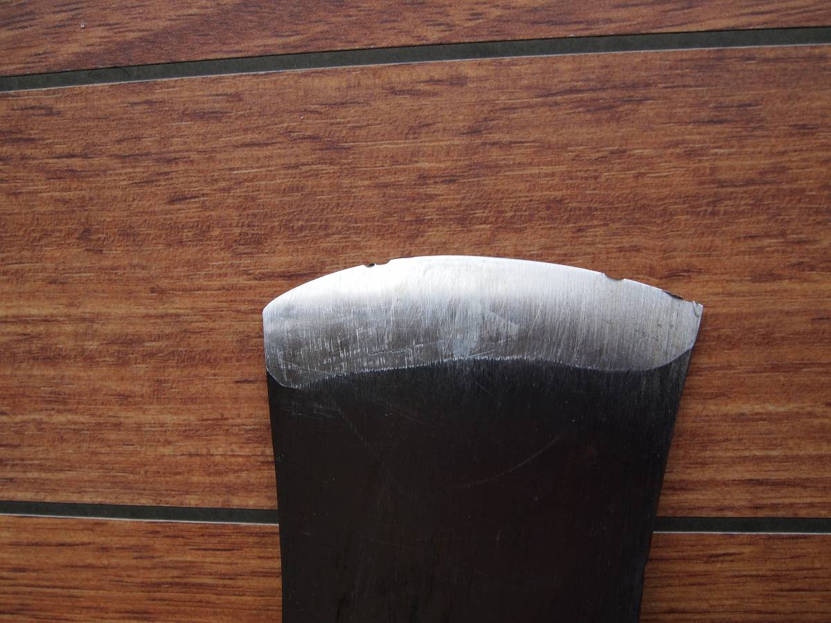 Axe Chipped Edge at Isaac Oppen blog