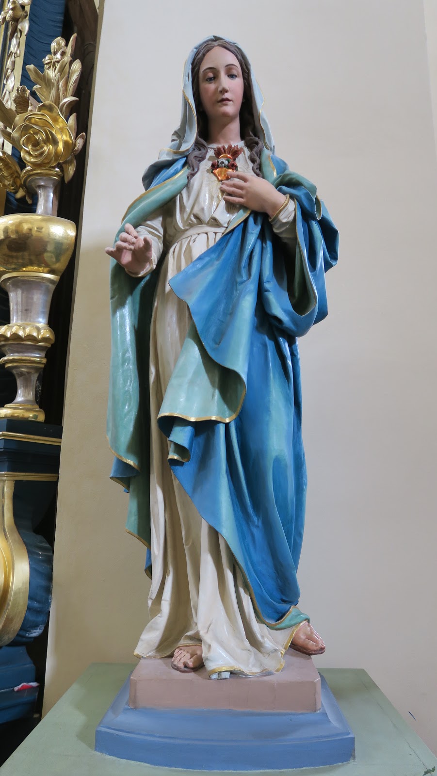 Living The Month of Our Lady As Reparation for Our Sin
